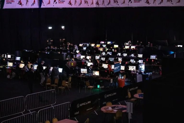 The Biggest Esports Tournaments UK - Esports Maps